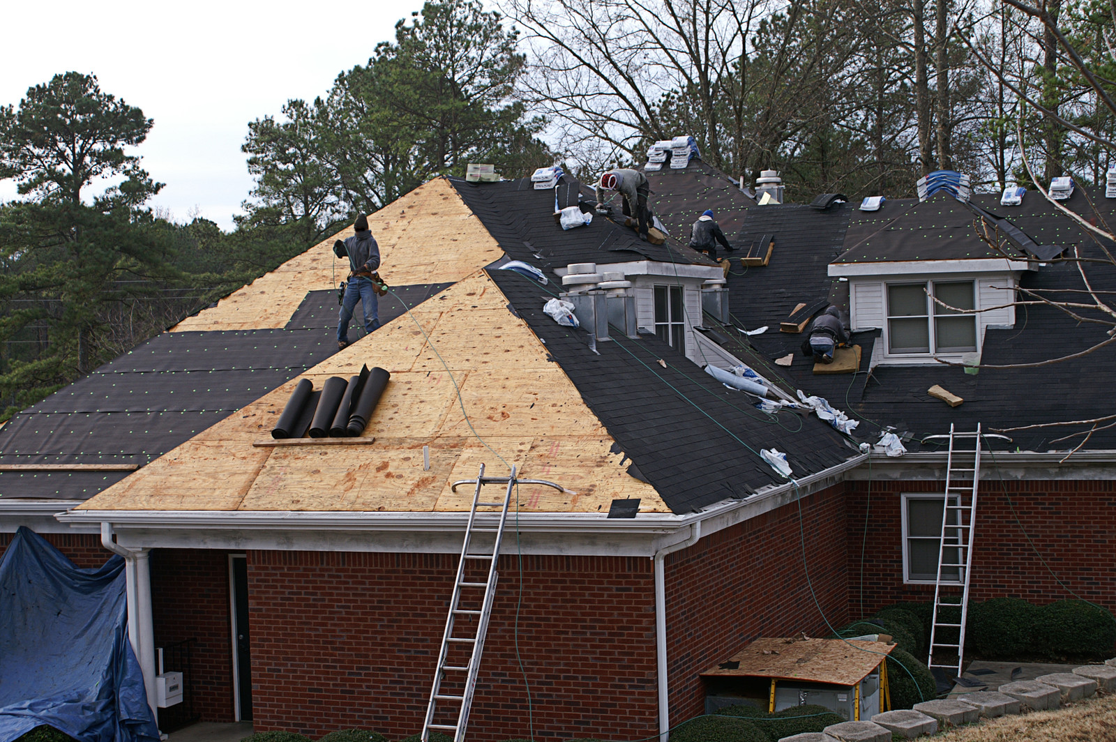 Some Tips On Roof Installation Plus Repairs, And How To Select A ...